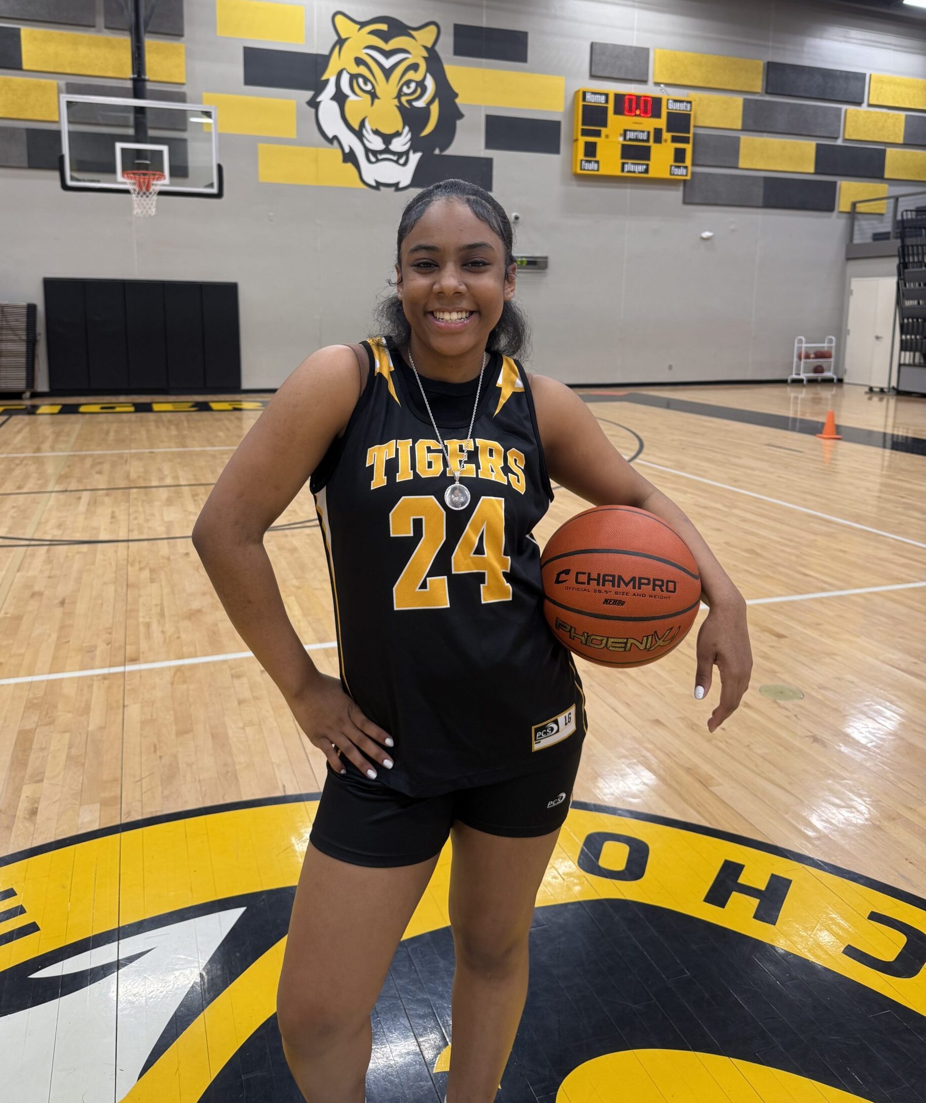 Spotlight on Sariah Smith: Rising Star in Girls Basketball - EXACT Rankings